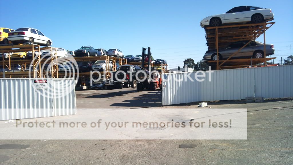 NewHilux.net • View topic - RIP. Seb's Black SR5.